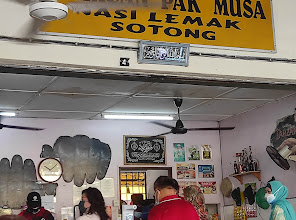 Warisan Pak Musa Nasi Lemak Sotong, West, Banting | YummyAdvisor