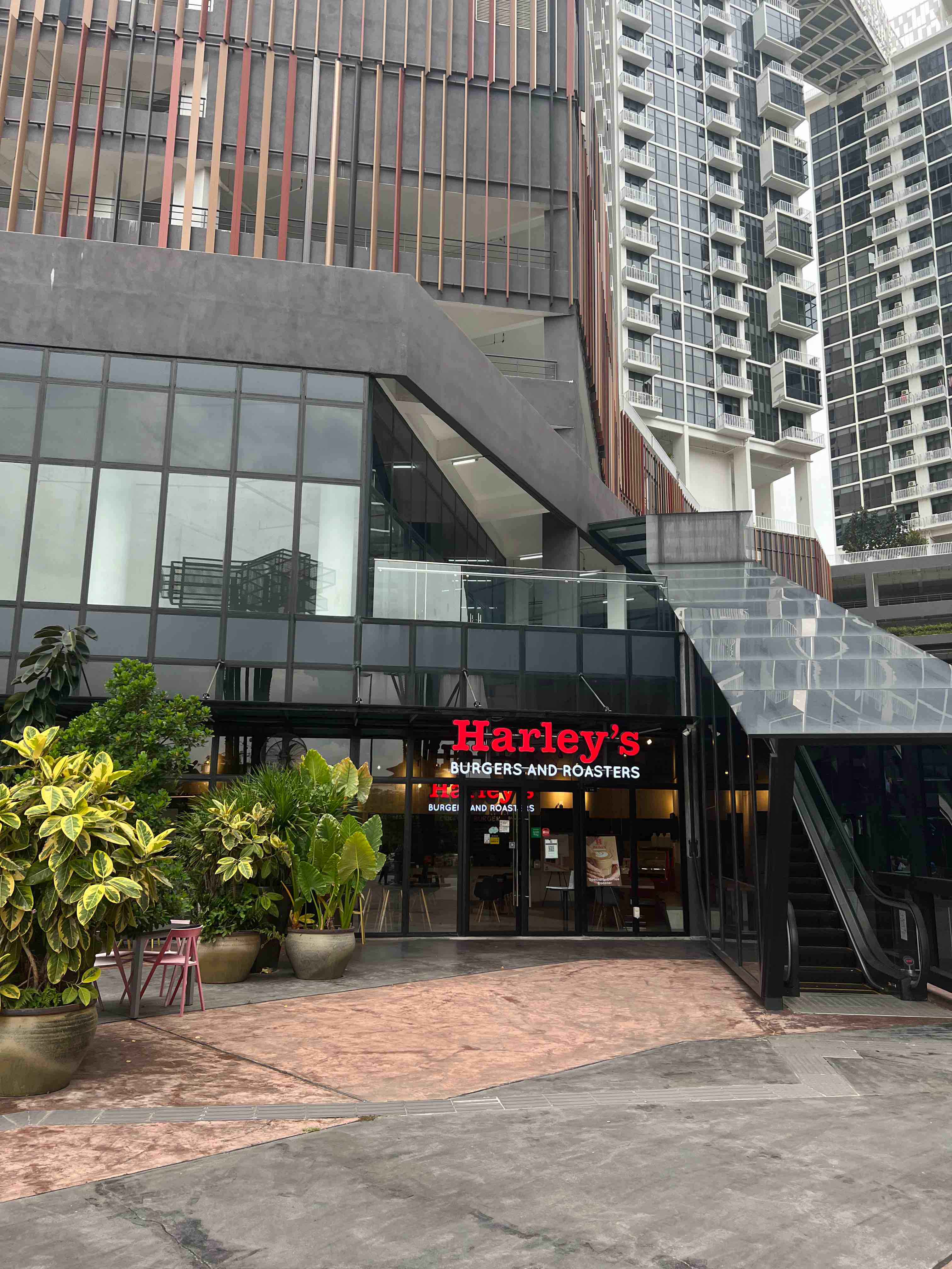 Harley’s burger and roaster menu and price 2022-2023 | YummyAdvisor