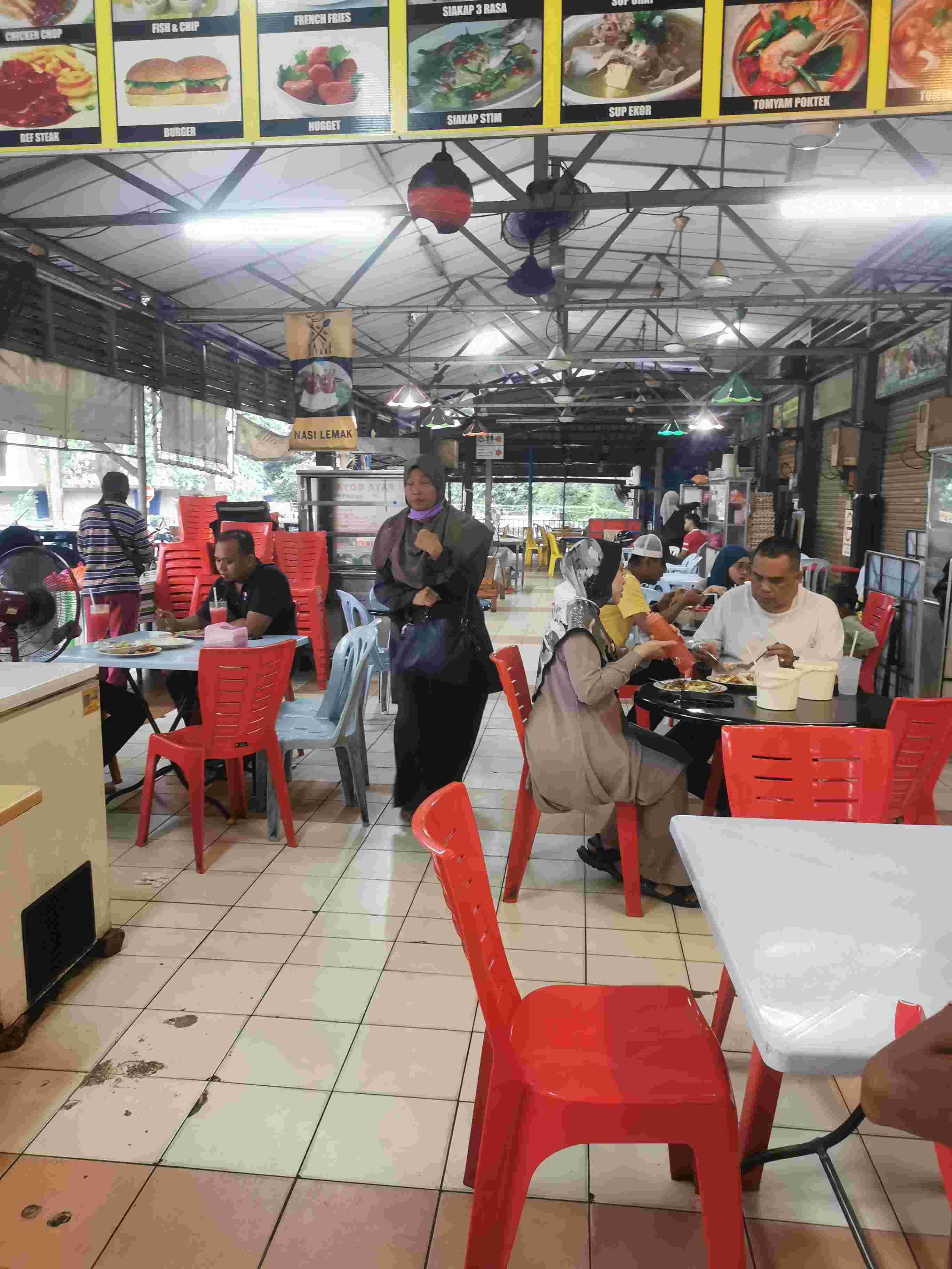 Hitam Manis Tomyam Dan Seafood, Restaurant, Kuala Lumpur | YummyAdvisor