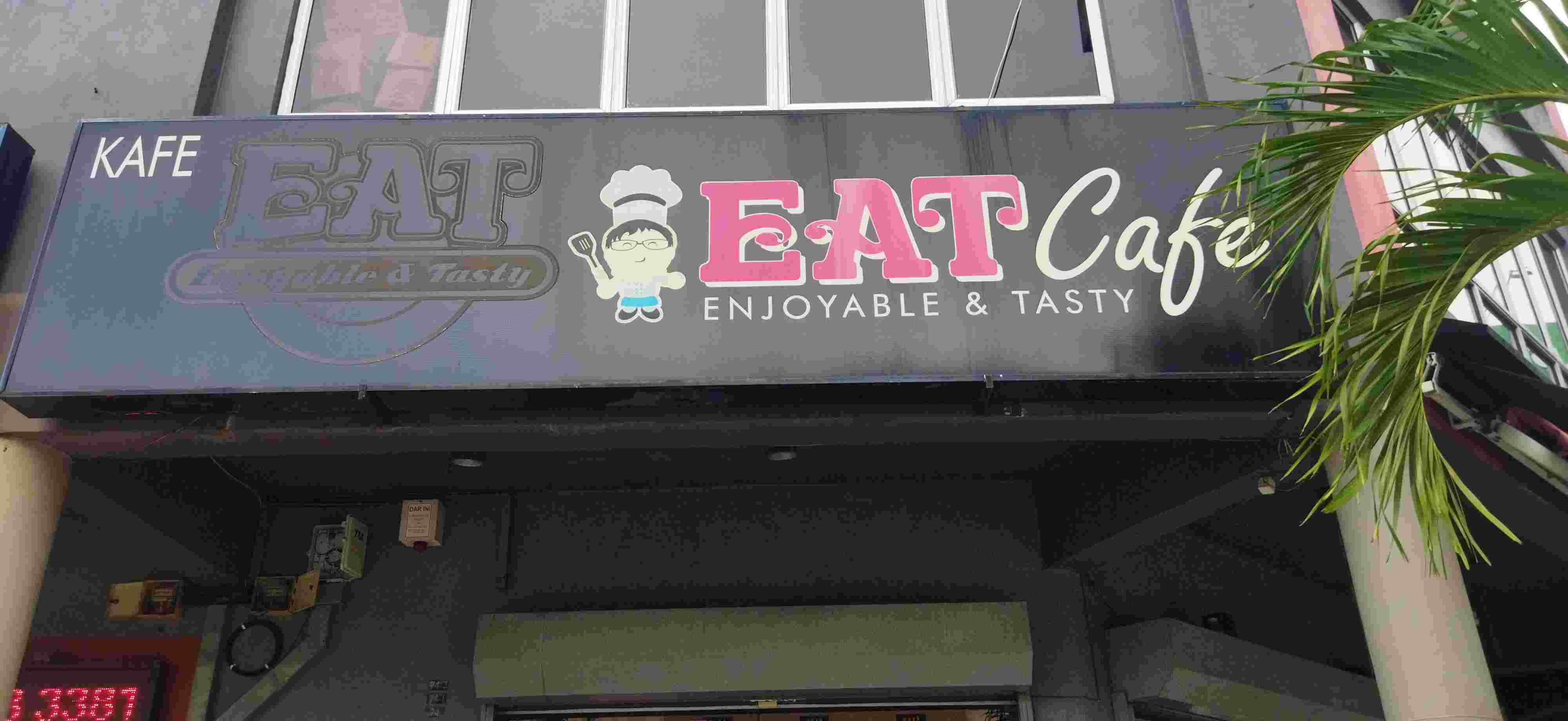 EAT Cafe & Bakery, Dessert, Klang | YummyAdvisor