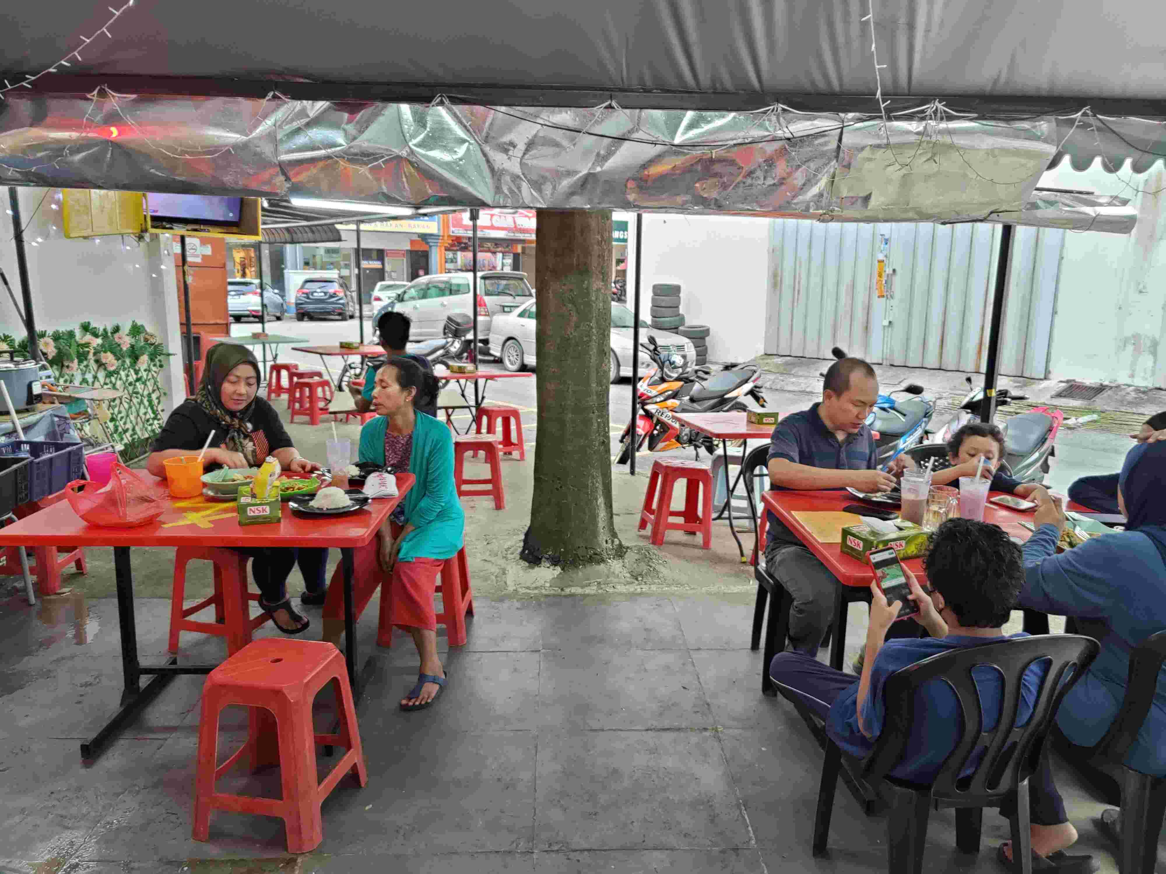 Maziah Tomyam, Beverage, Kuala Lumpur | YummyAdvisor