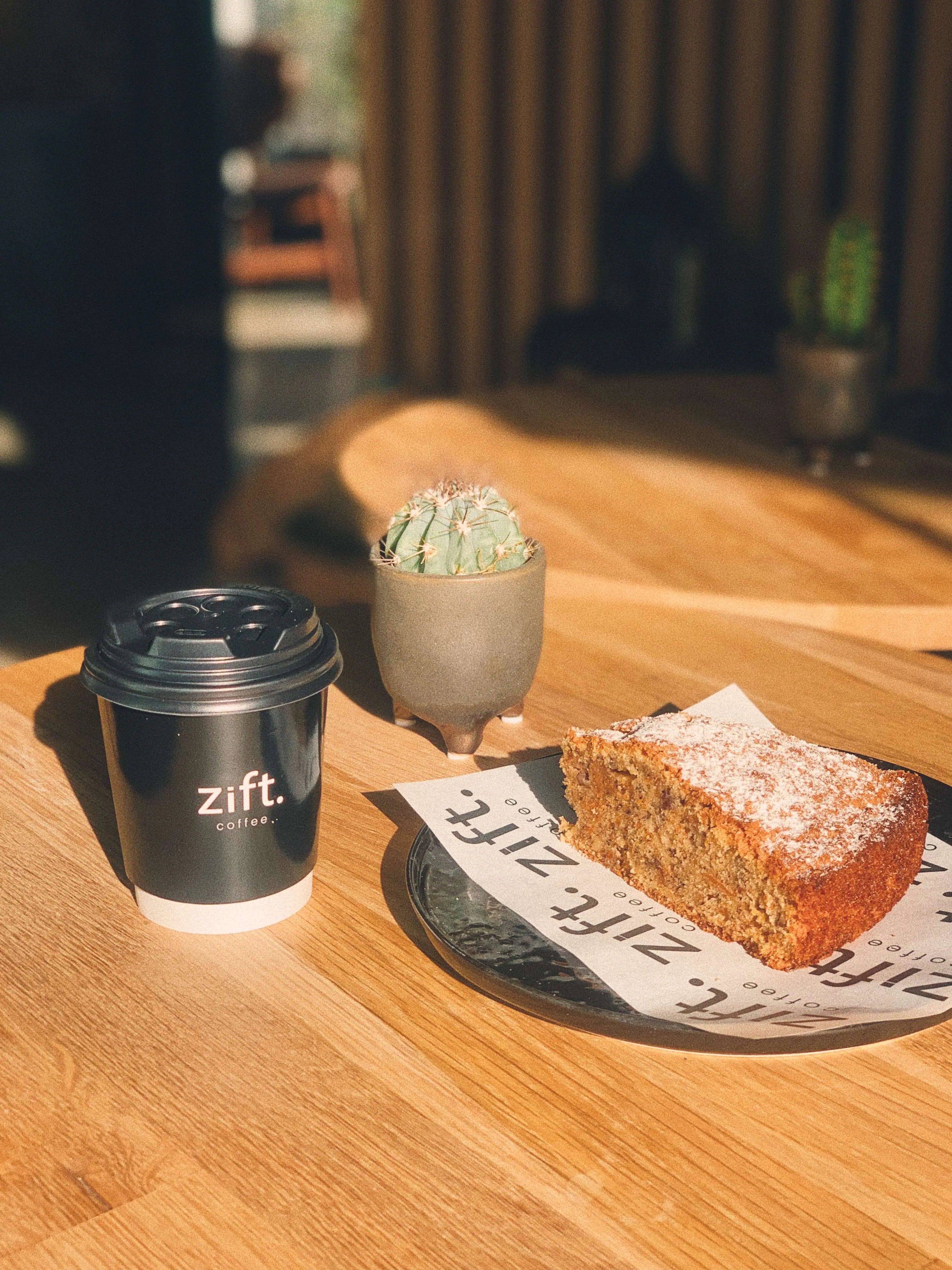 Zift. Coffee yeri ve telefon numarası.Etiler Merkez, İstanbul restoran ...