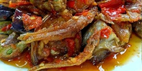 Ikan Asin Sutan Pakistan, Marpoyan Damai terdekat - Restoran dan Tempat ...
