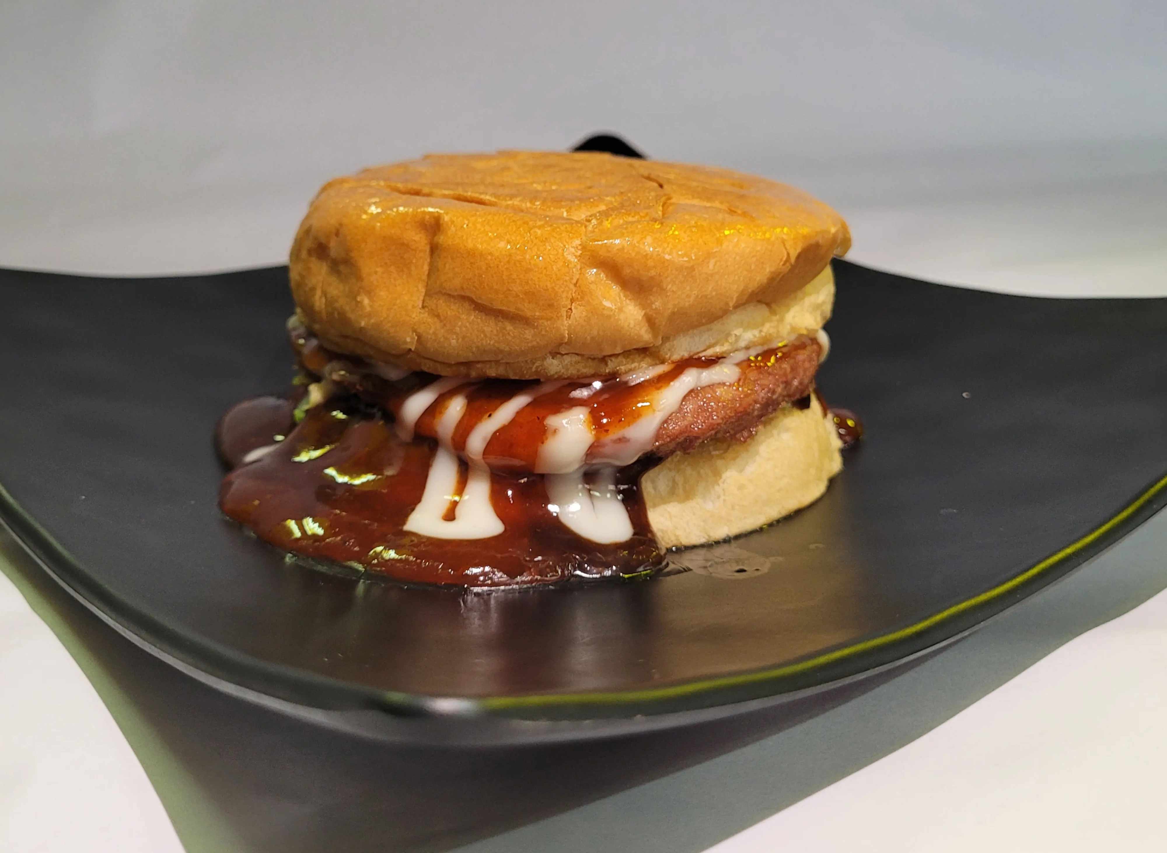 Burger Leleh Bentong, Malaysia, Bentong | YummyAdvisor