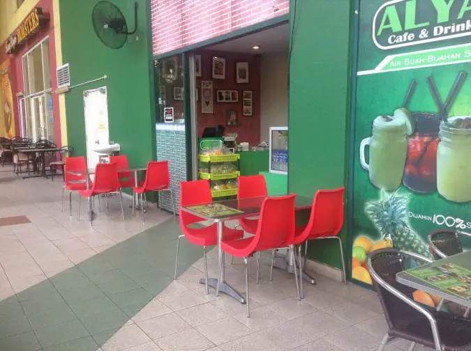 Alya Cafe & Drink, Malay, Selangor | YummyAdvisor