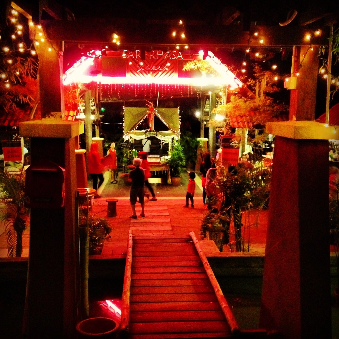 Embok Village Steamboat & Seafood, Dinner, Port Dickson | YummyAdvisor