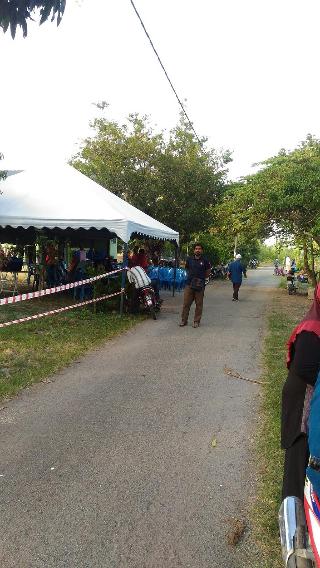 Kedai Makanan dan Minuman Cikgu Ahmad dan Kak Embun menu and price 2022 ...