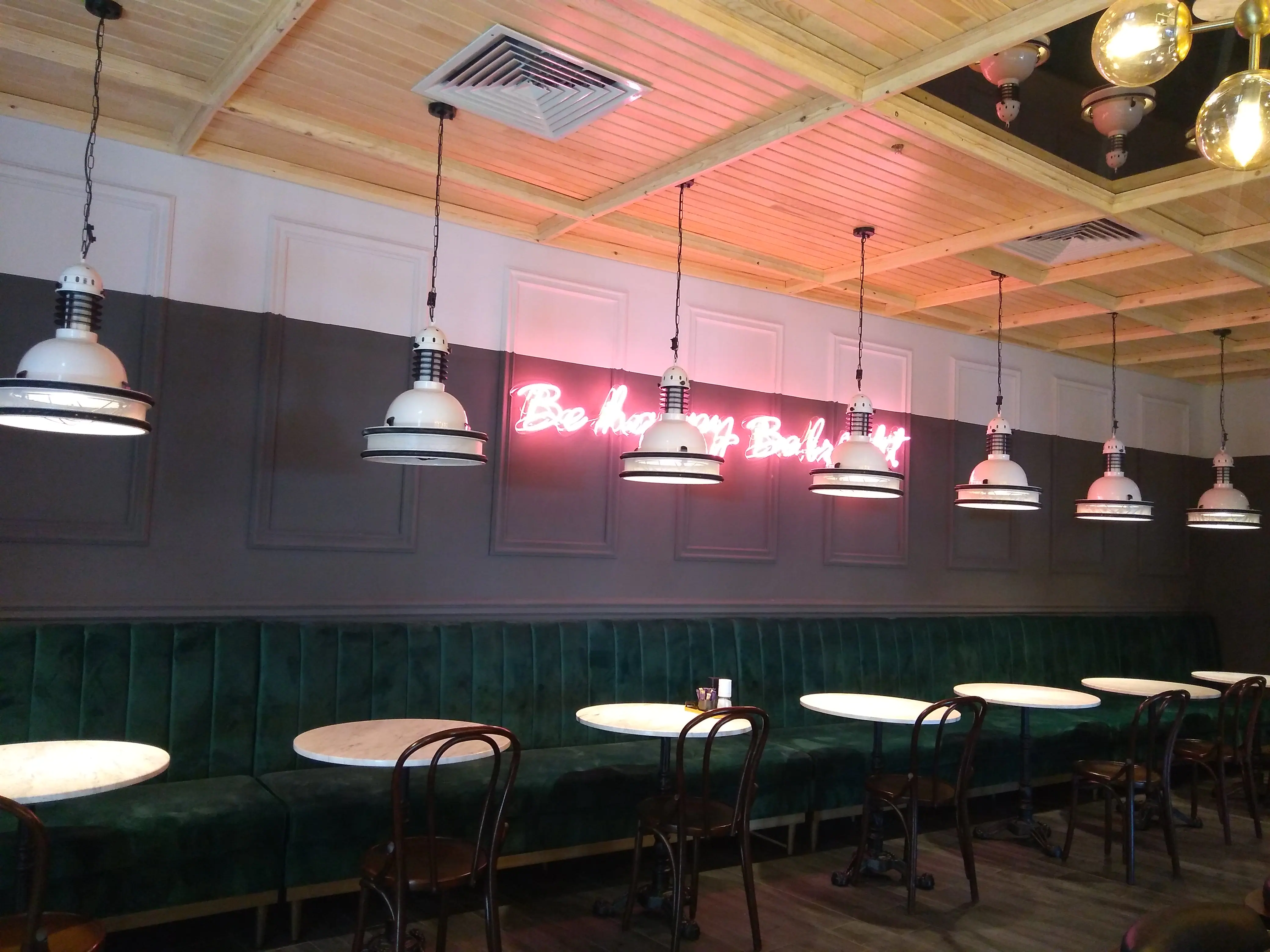 Huxo fotoğraflar. Şenlikköy, İstanbul yerleri- YummyAdvisor