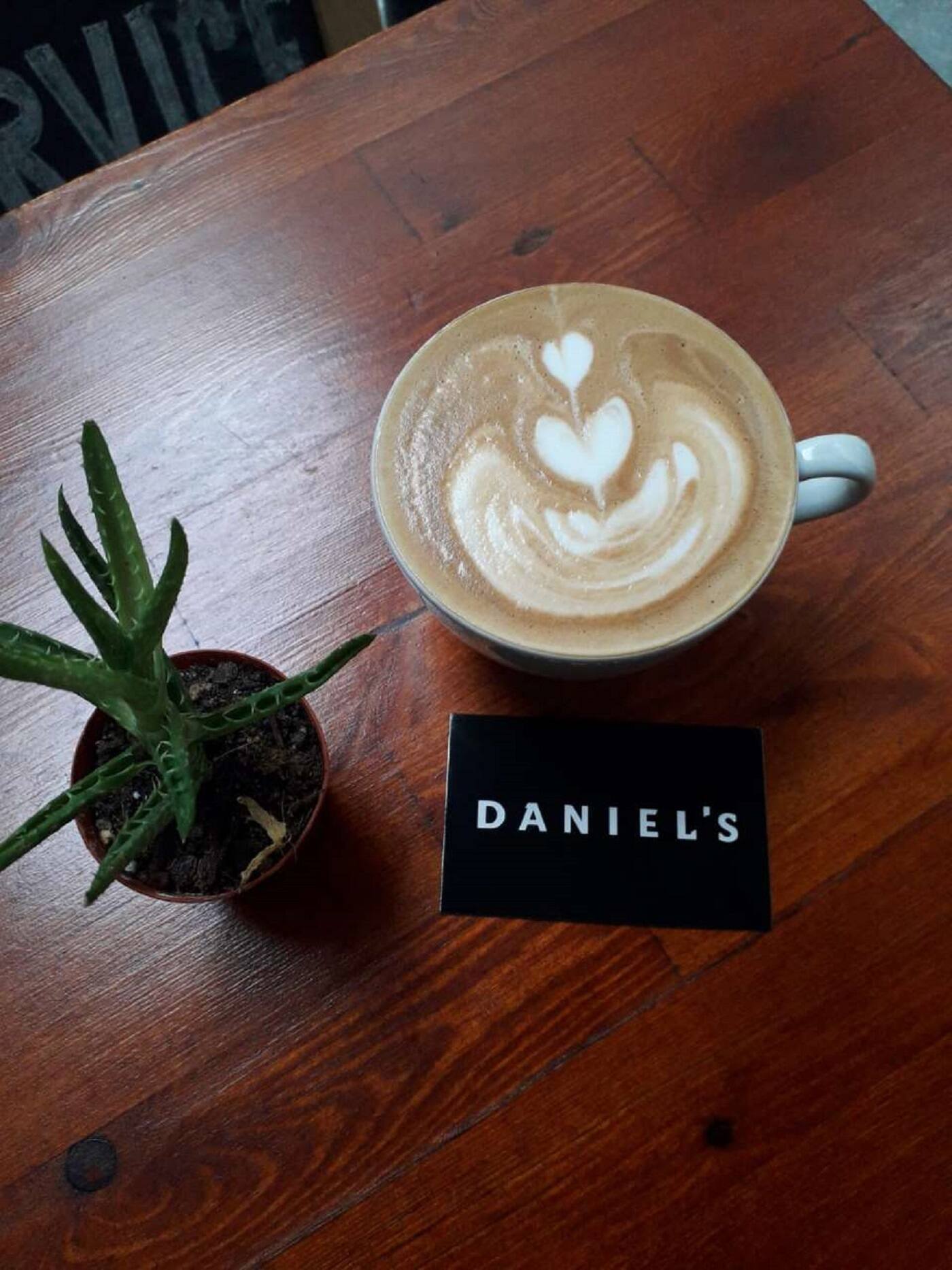 Daniel's Coffee menü fiyatları 2022-2023.Akaretler, İstanbul Café ...