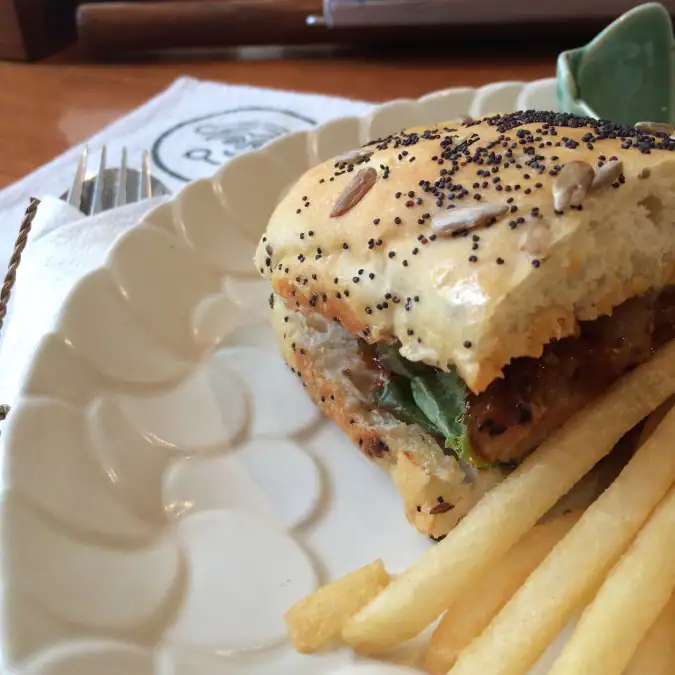 Cafe Batu Jimbar terdekat - Restoran dan Tempat Makan Indonesia ...