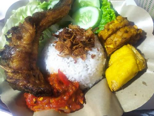 Pecel Lele Wong Purbolingga terdekat - Restoran dan Tempat Makan Ayam ...