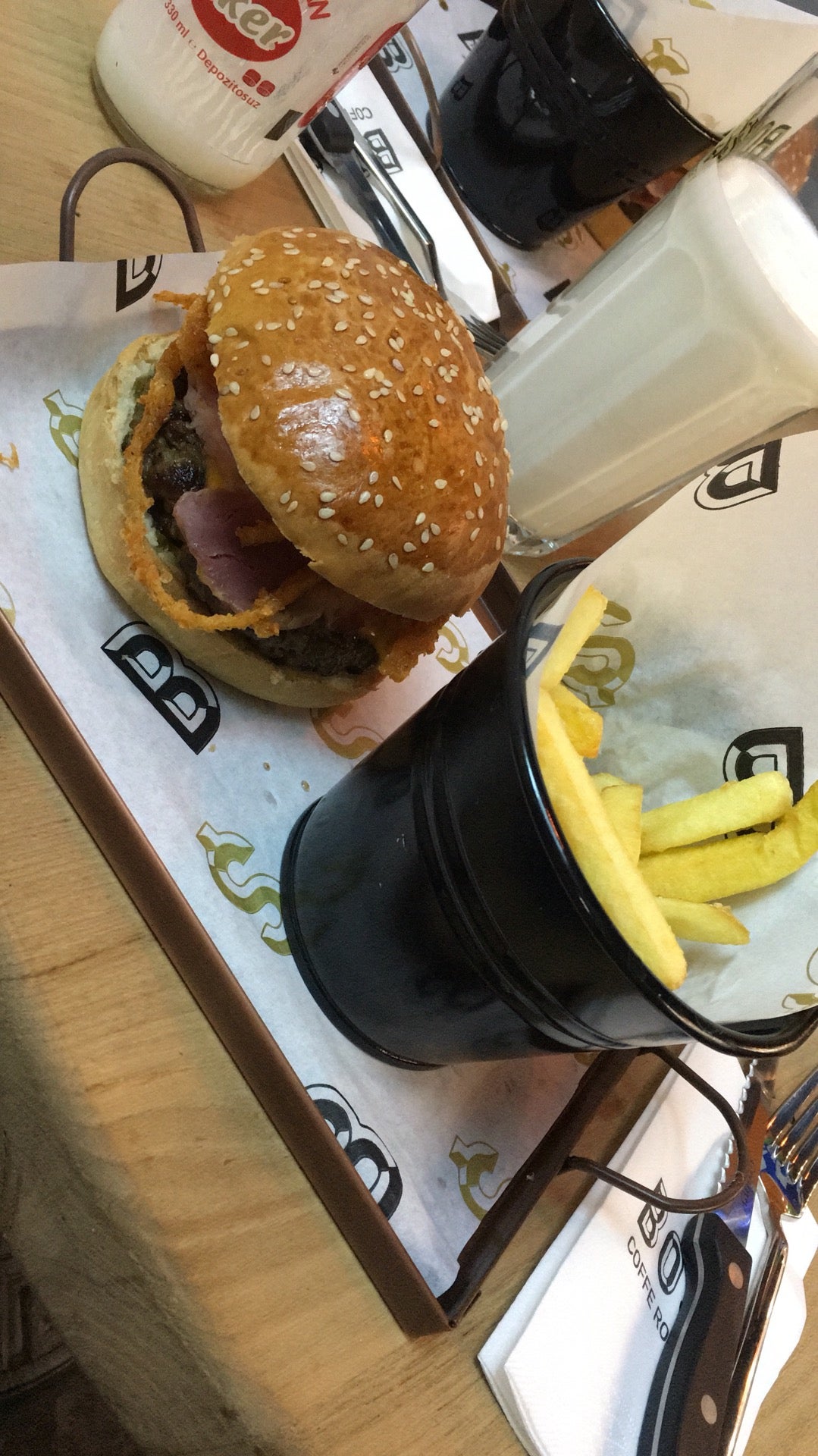 BO$$ BURGER menü fiyatları 2022-2023.Şenlikköy, İstanbul Coffee ...