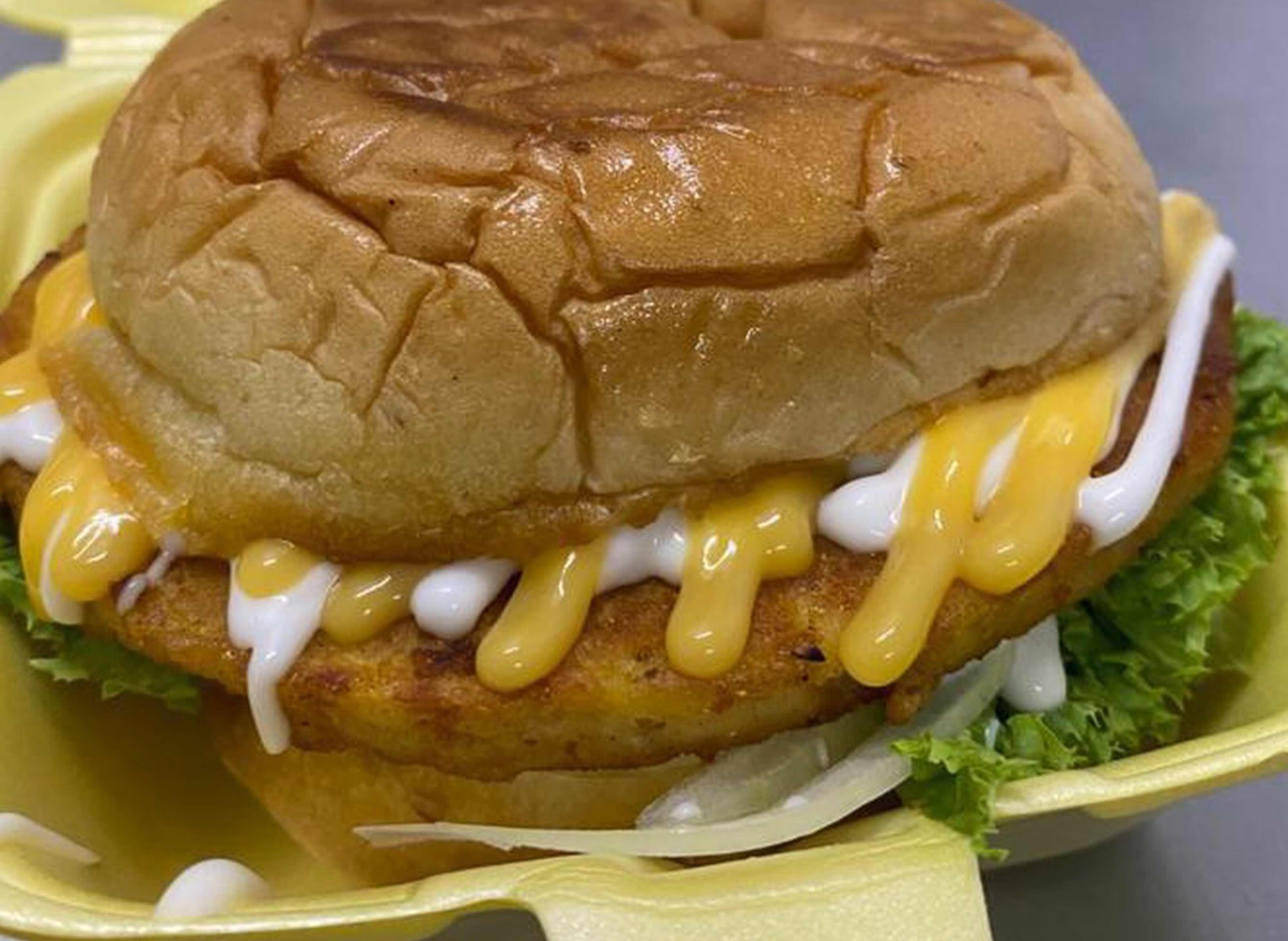 Rayyan Burger (Sungai Udang), Chicken, Central Malacca | YummyAdvisor