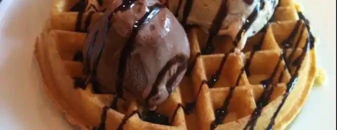 Waffle Ice Cream And Toast - Kepong Food Court, Dessert, Kuala Lumpur ...