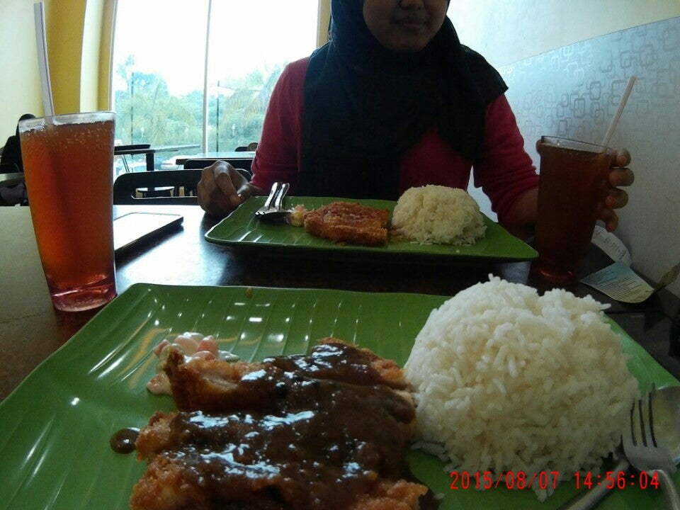 Kek Raya Mas Food, Restaurant, Segamat | YummyAdvisor