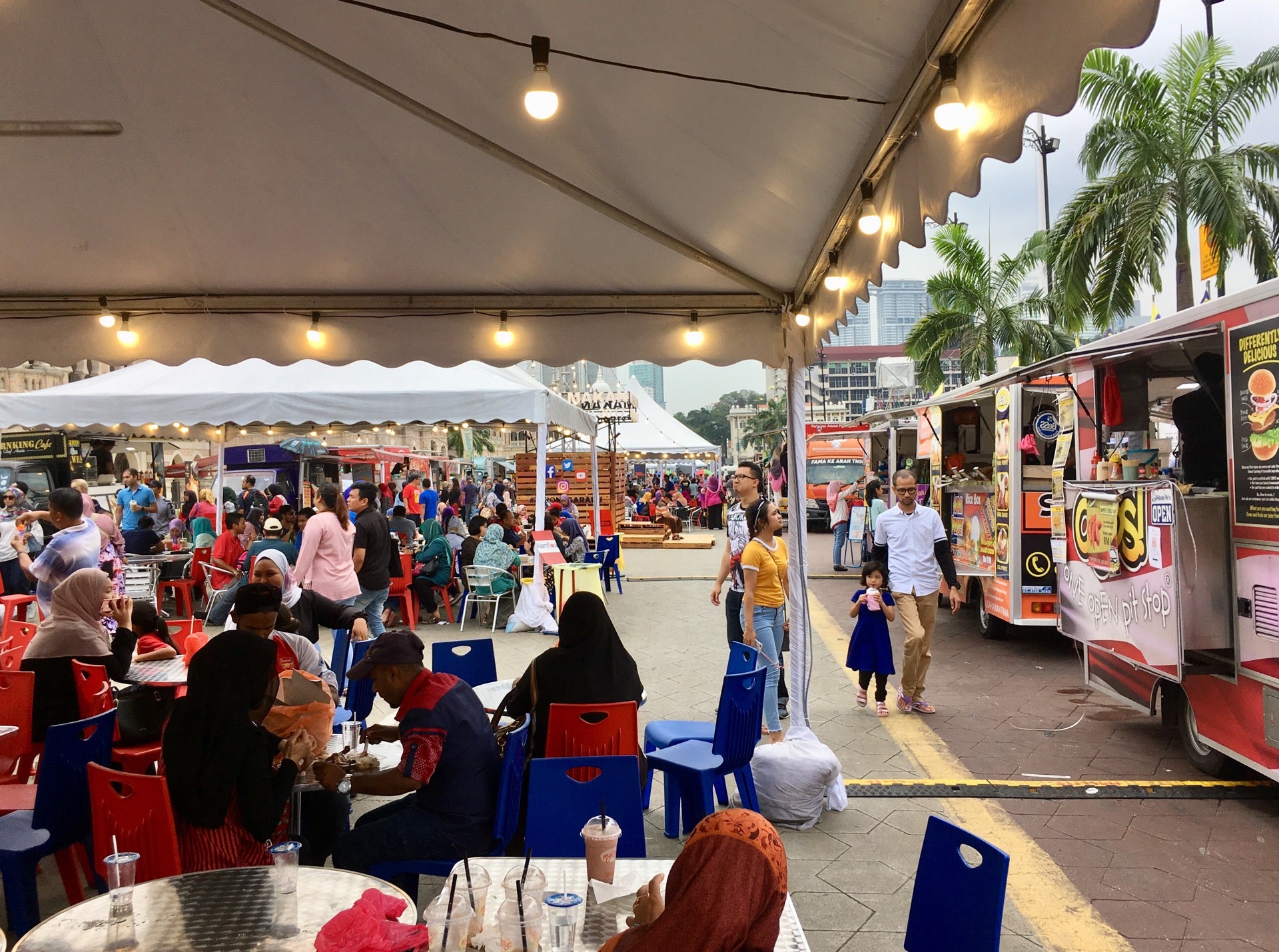 KL Food Truck Feast, Breakfast, Kuala Lumpur | YummyAdvisor