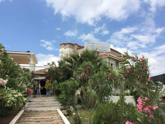 Shaka Marine Cafe & Bistro menü fiyatları 2022-2023.Alaçatı, İzmir Türk ...