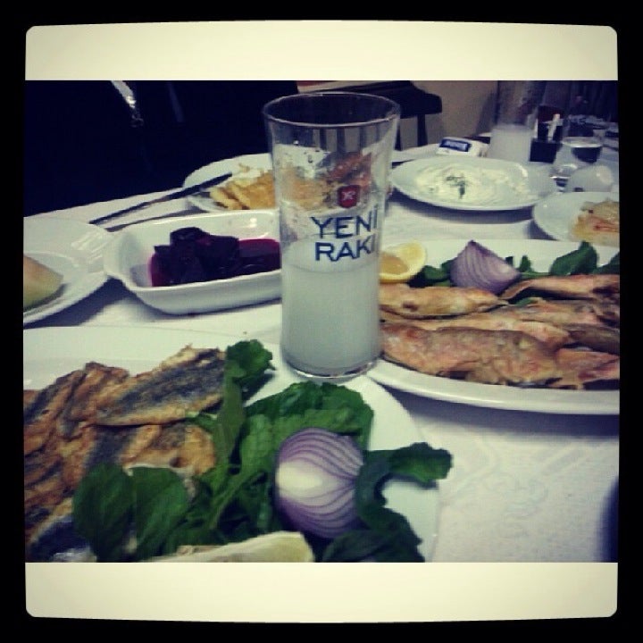 Sarigul Raki&Balik Samatya fotoğraflar. Kocamustafapaşa, İstanbul ...