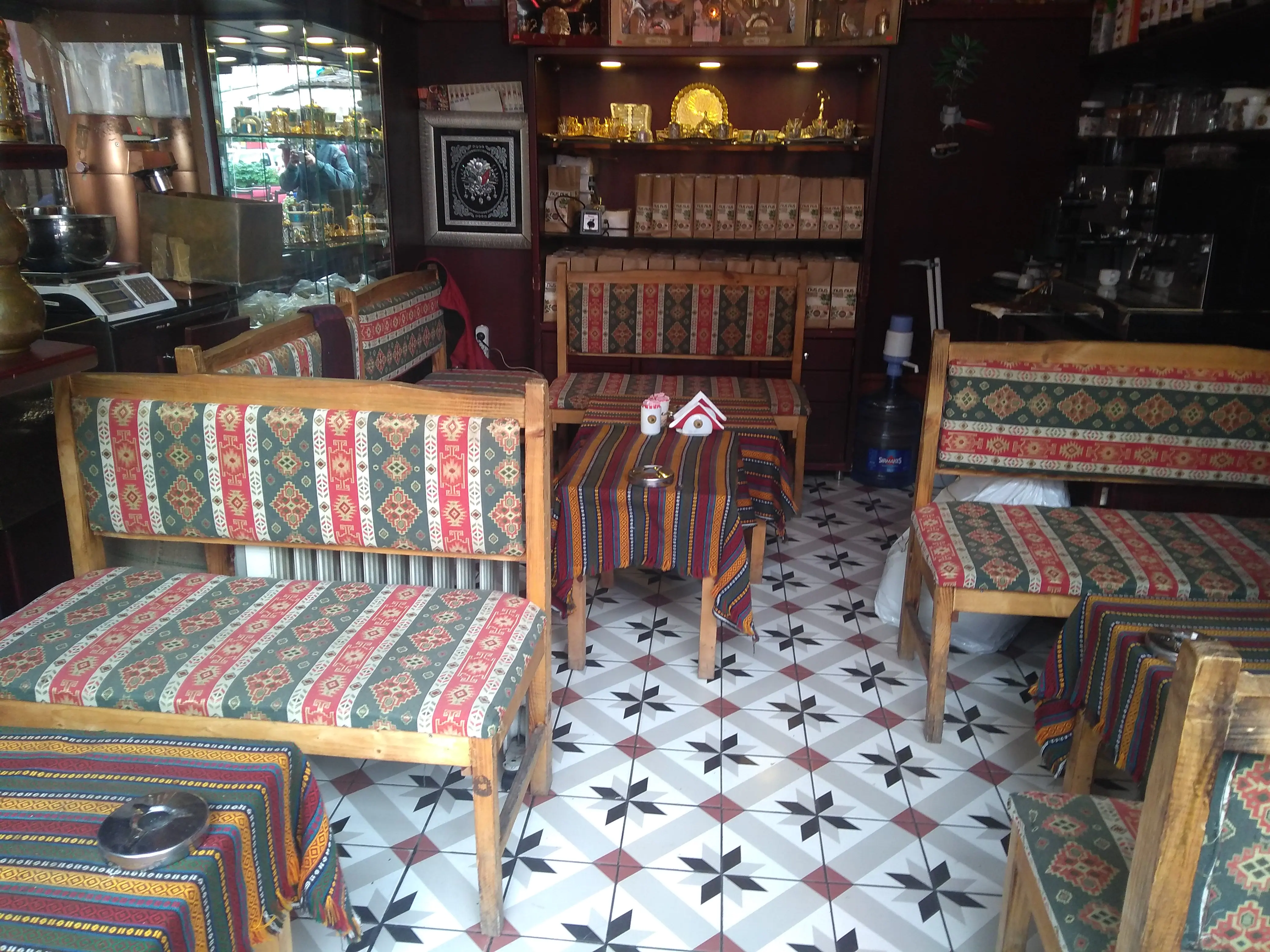 Kahya Efendi menü fiyatları 2022-2023.Karaköy, İstanbul Café - YummyAdvisor