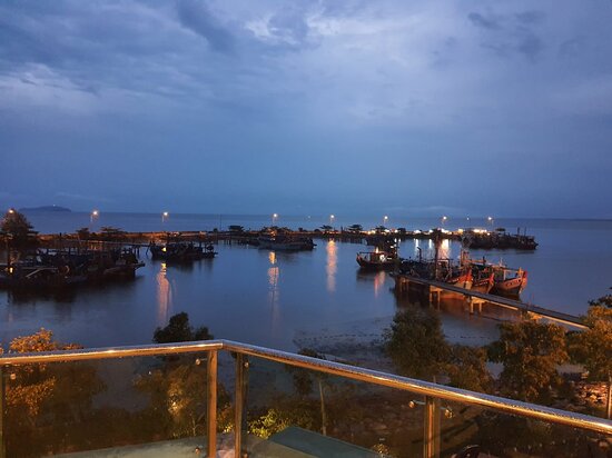 Pontian Rooftop Restaurant, Chinese, Pontian | YummyAdvisor