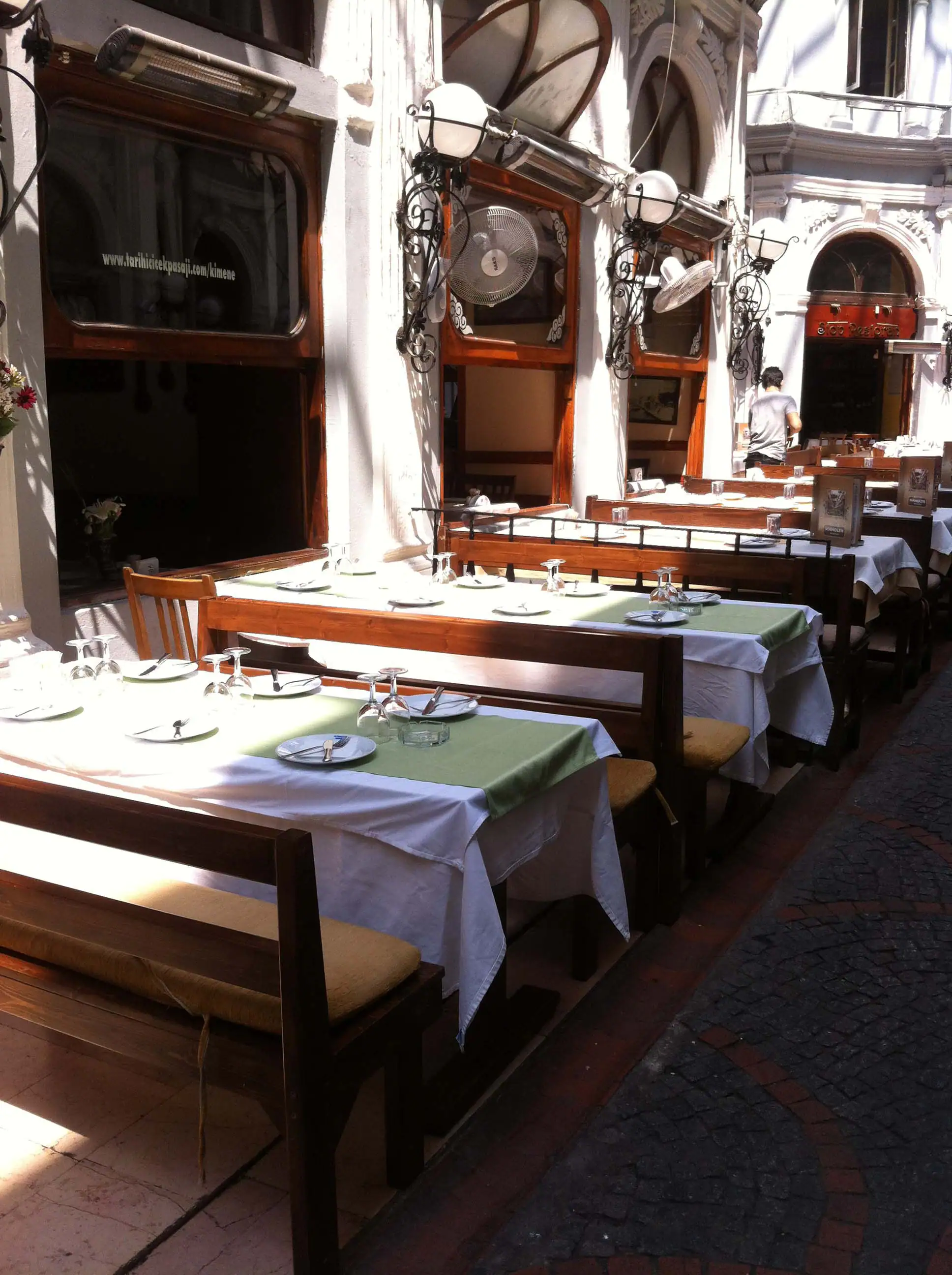 Kime Ne Restoran menü fiyatları 2022-2023.Cihangir, İstanbul Bar ...