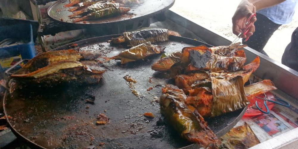 Gerai Mak Alang, Medan Ikan Bakar Bellamy, Grilled fish, Kuala Lumpur ...