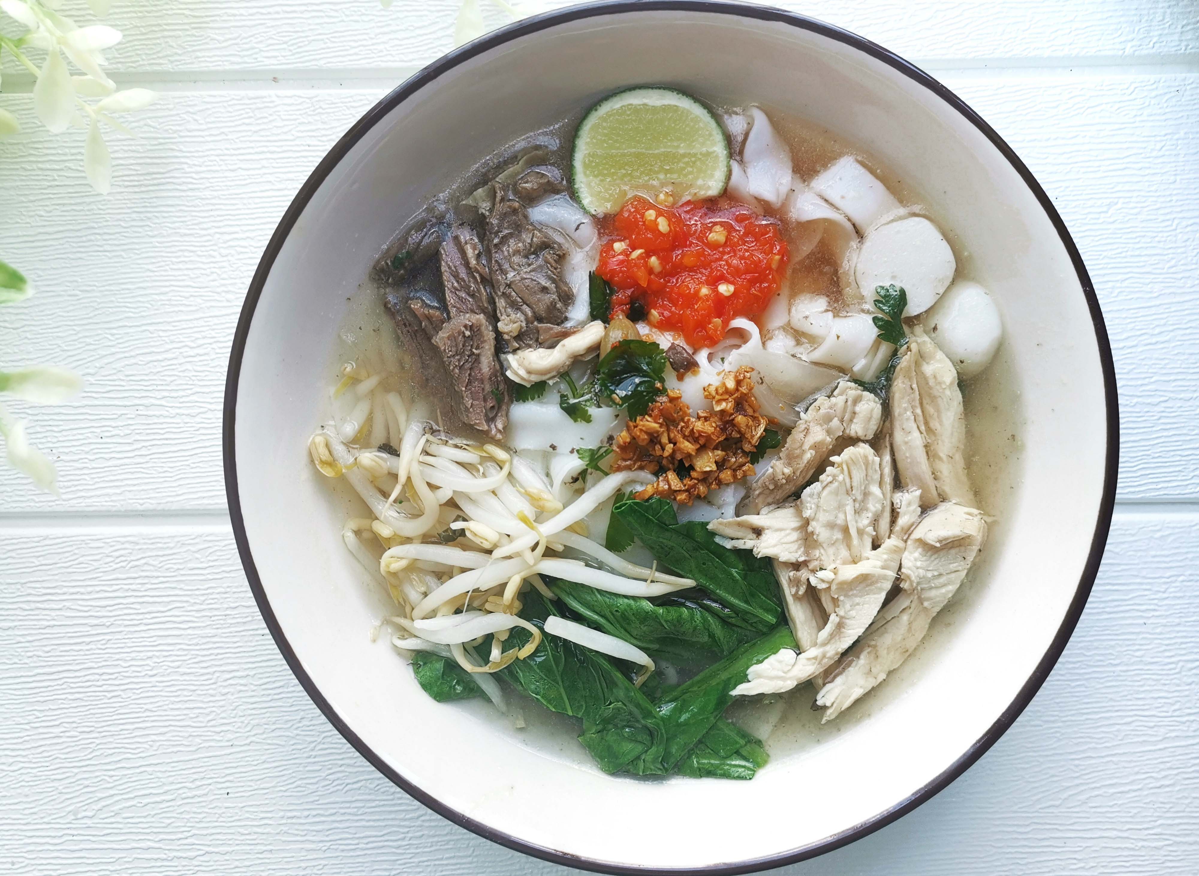 MEE CELUP @KONTENA COFFEEMAN, Chicken restaurant near me in Shah Alam ...