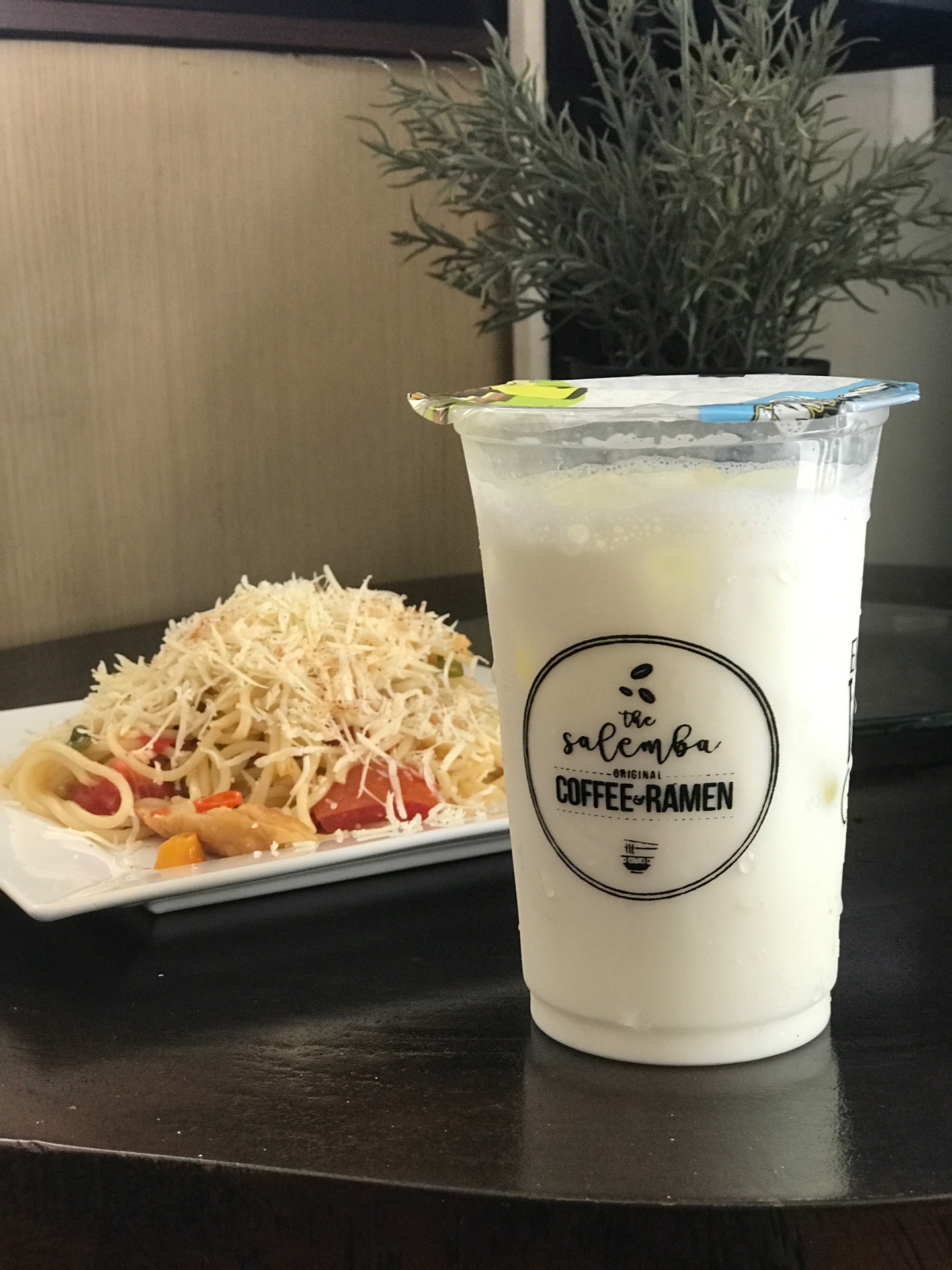Foto restoran The Salemba Coffee & Ramen - Foto makanan pilihan di ...