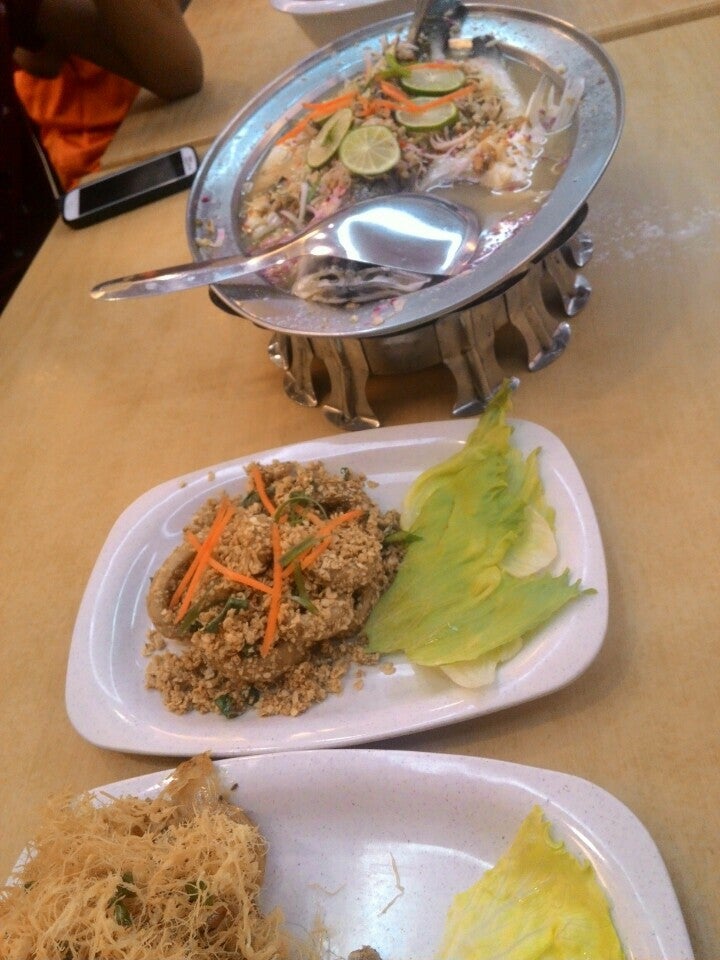 Mohd. Chan Chinese Muslim Restaurant, Restaurant, Kuala Selangor ...